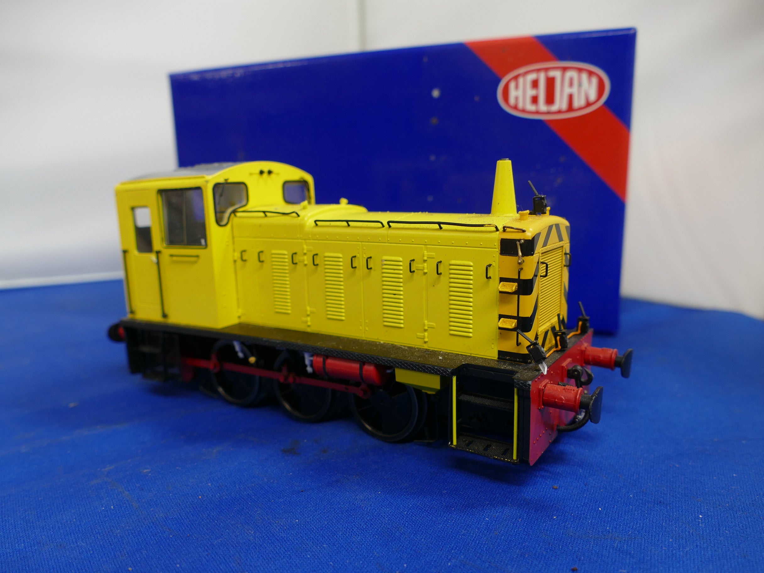 Heljan Gauge "O" Class 03 Industrial Shunter (used) – Tony Green Steam ...