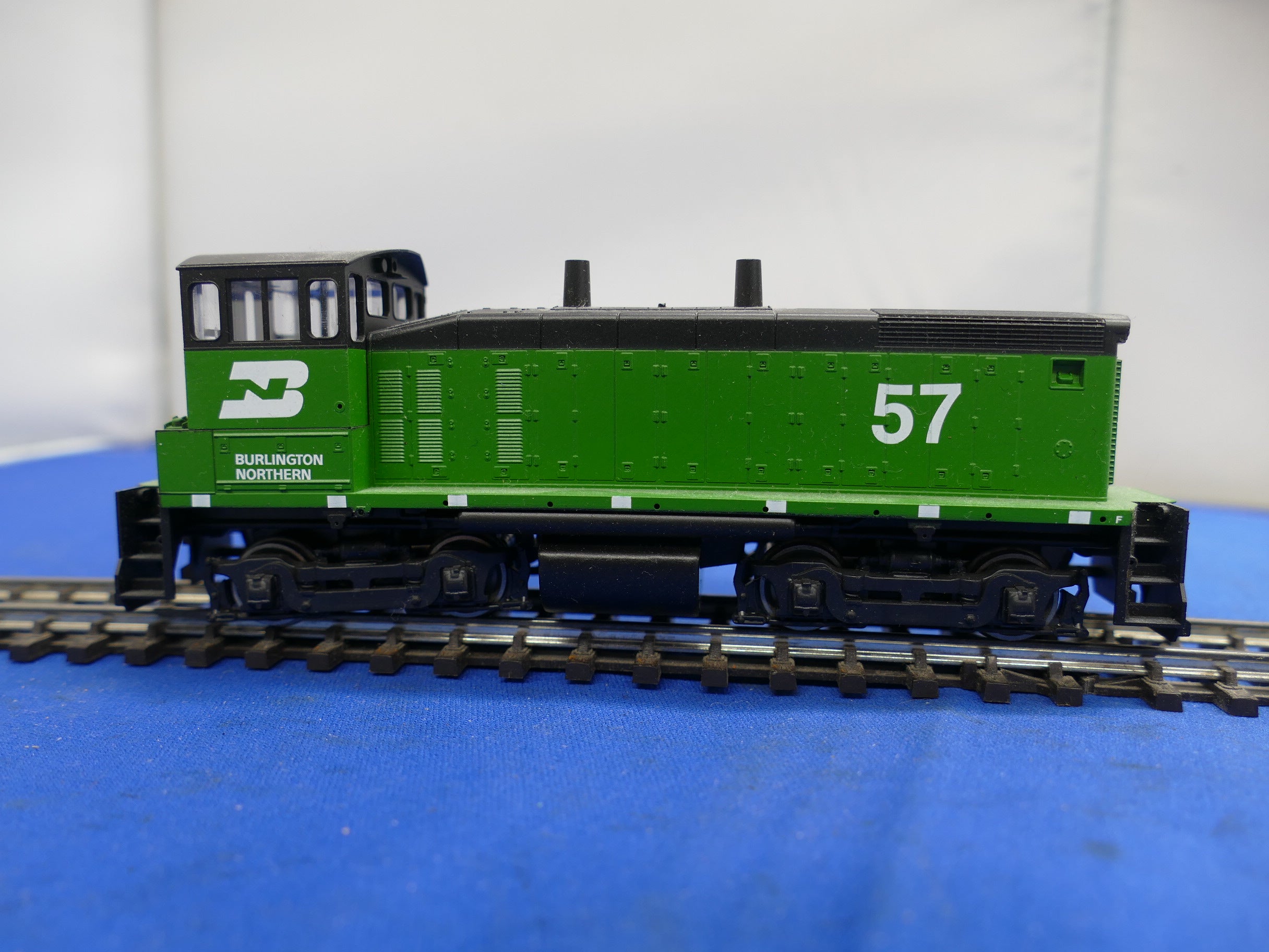 Athearn HO - #3902 SW1500 Switcher (used) – Tony Green Steam Models