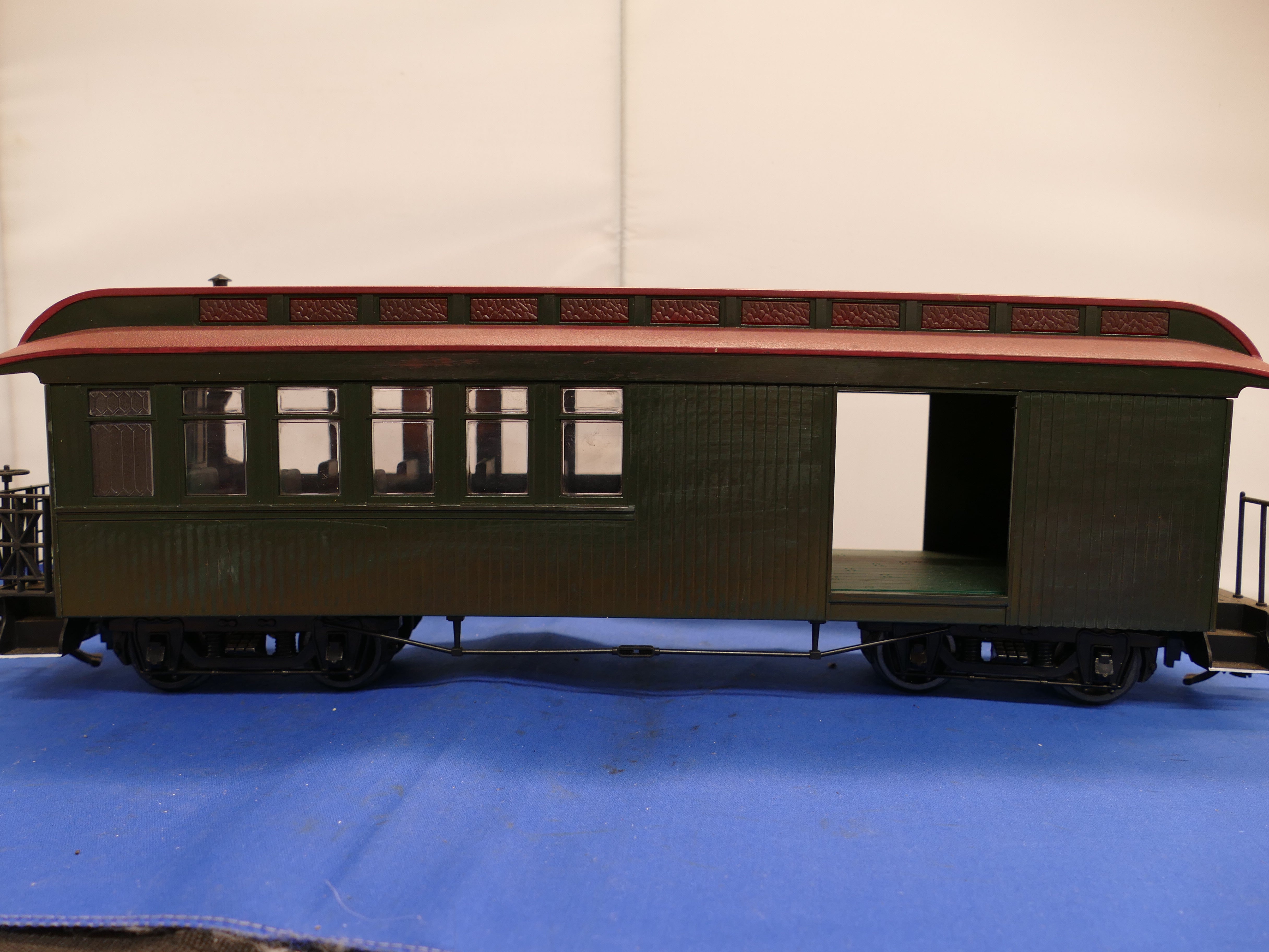 Bachmann G Scale - Coach (used) – Tony Green Steam Models